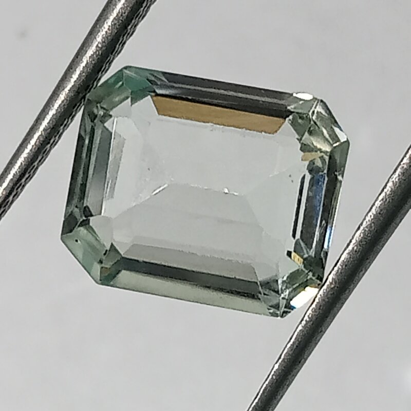 Natural & Original Green Kunzite Stone With Lab Certified 4.78 Carat ...
